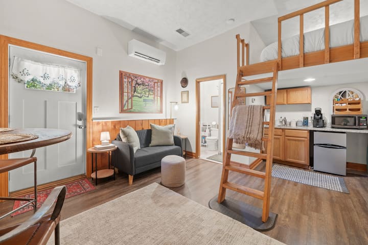 Downtown Cottage | Best Location And Price - 辛辛那堤