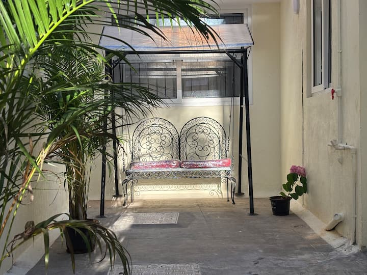 Spacious Ethnic 3bhk | Peaceful | Full Furnished - Bangalore