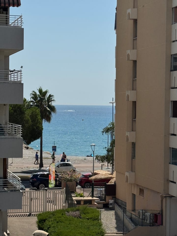 Appartement Vue Mer à 50m Plage - Cagnes-sur-Mer