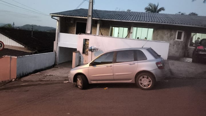 Casa Em Rua Asfaltada - Indaial