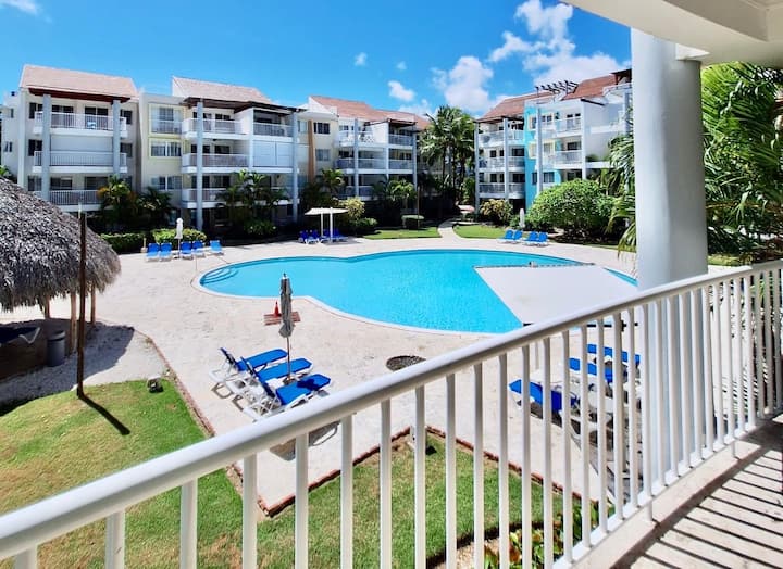 Beachfront 1br, 2 Bed, 2ba Oasis W/ Heated Pools - Punta Cana