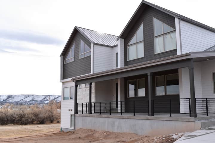 Cozy Cabin Near Flaming Gorge - Manila, UT