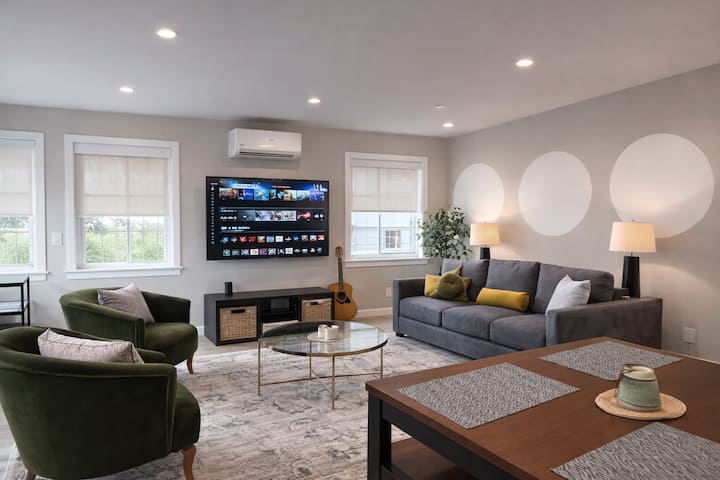 Brand-new 2025 Adu: Cozy 1-bed Downtown Kirkland. - Kirkland, WA