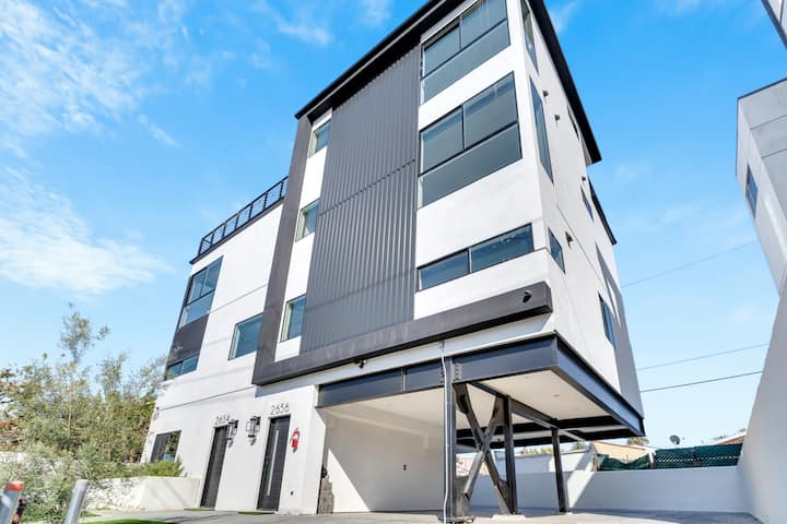Los Angeles Rooftop Home With Panoramic Views - Ladera Heights, CA