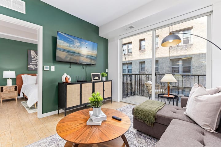 Sleek & Urban 1br 1 Ba Haven W Gym, Wifi & Patio - Minneapolis, MN