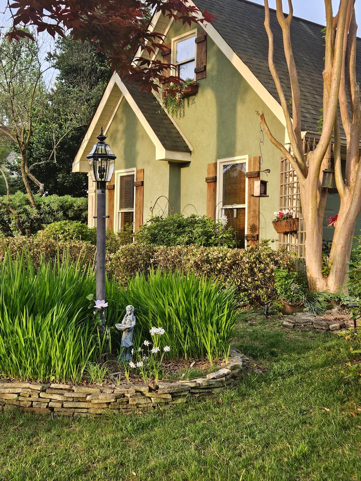 Jasmine Gardens Bed & Breakfast - Warner Robins, GA