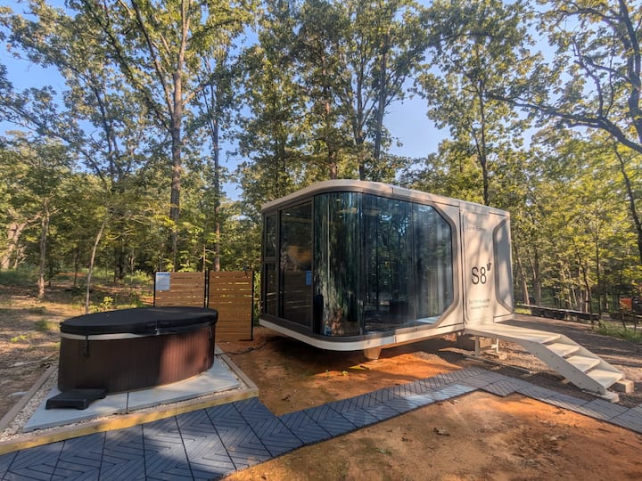 [Lazy Spring] Space Capsule In The Woods - Oklahoma