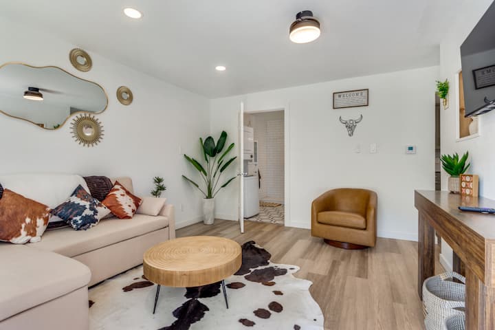 The Cowtown Cutie - North Side - Fort Worth