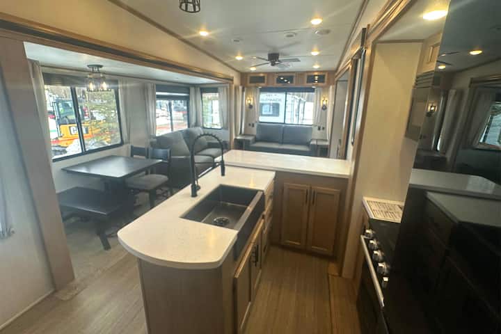 Sabre Campsite A21 - Fernie