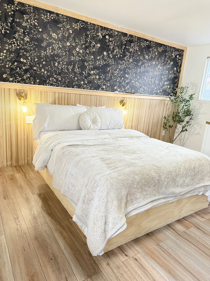 Simple & Charming Studio - Mistequa Casino Hotel