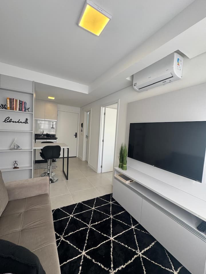 Cidade Baixa Frente à Redenção - Porto Alegre