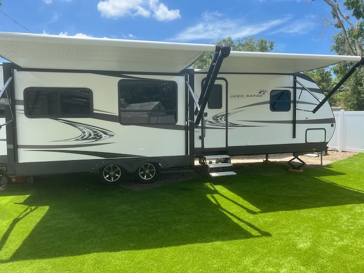 Camper/rv Bushgarden/ Moffit/usf - Tampa, FL