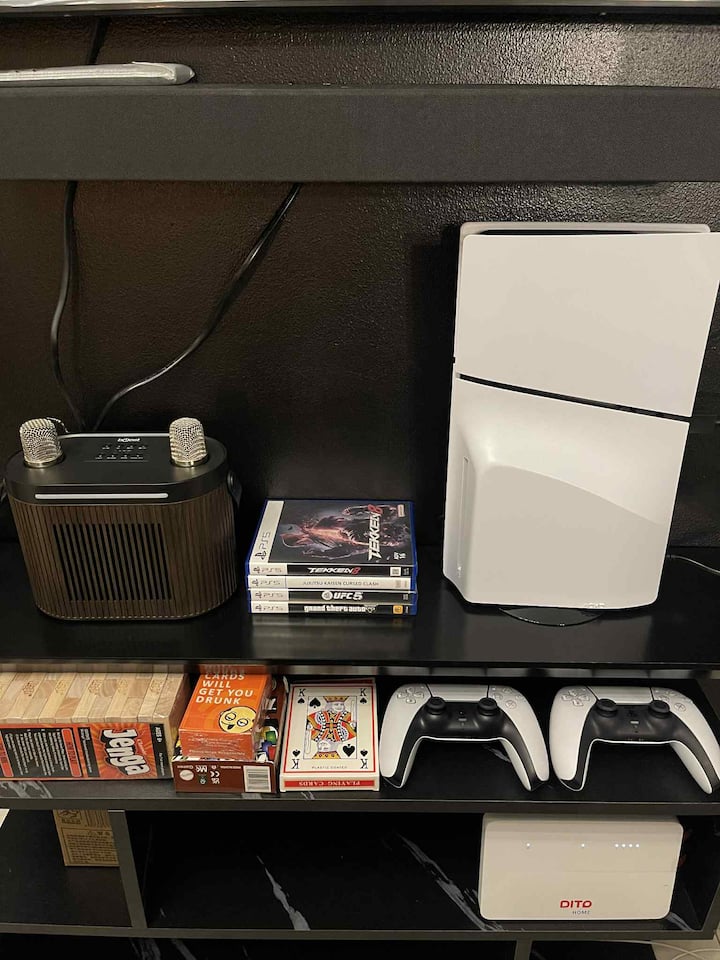 Urban Hideout—the Residence - San Mateo