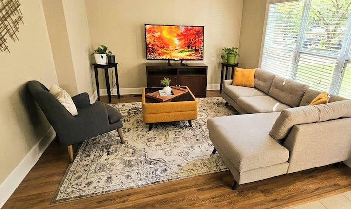 The Mad House - Lawrence, KS