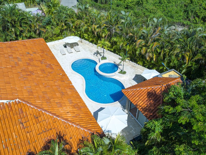 Spacious & Private Guavaberry+16px+pool+bbq+golf - Dominican Republic