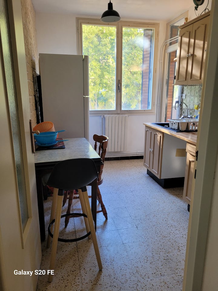 Loue Appartement F3 - Nîmes