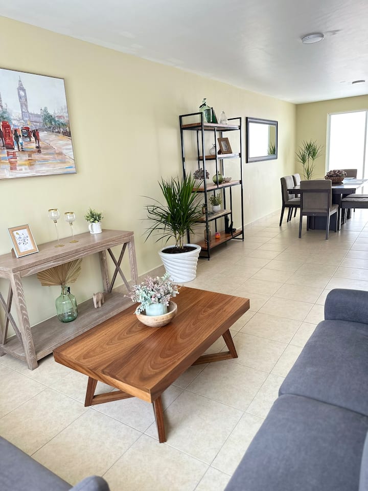 Espaciosa Y Confortable Casa! - Metepec
