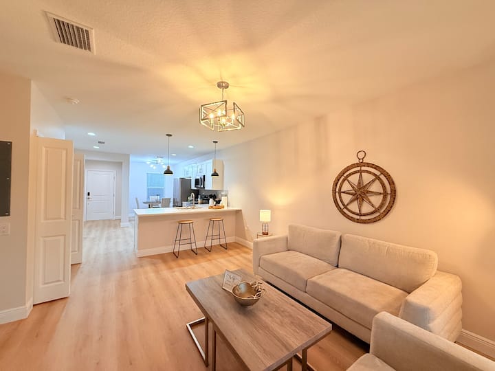 Stylish Comfort In Englewood – 3/2, Great Location - Englewood, FL