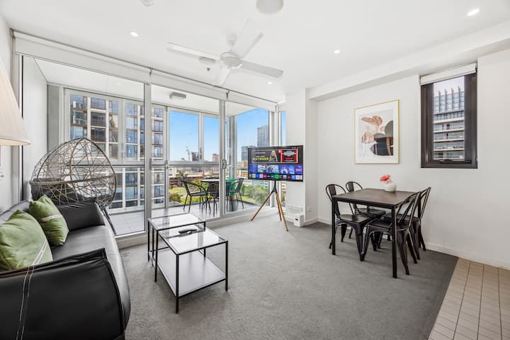 Cbd Square View 2br | Pool • Sauna • Parking - Adelaide