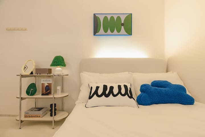 [신규]짐보관•풀옵션4인•강동역8분•편의점30초•공항버스10분•잠실,올림픽공원,서울아산병원 - 수택2동