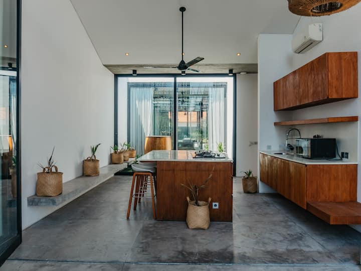 Canggu Ice Bath Villa | 2br Retreat Near Finns - Canggu