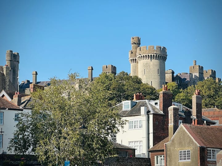 River Cottage Arundel - Harbour Park Amusements