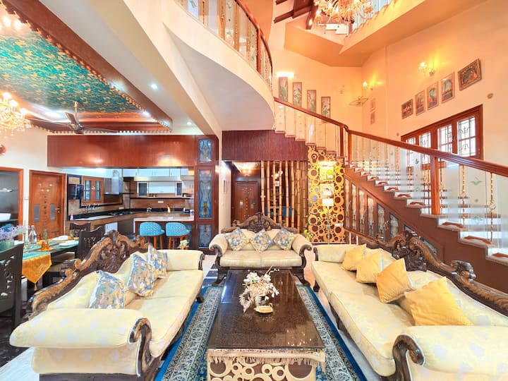 Wooden Whispers Luxury Villa W/ Private Theatre - Bengaluru