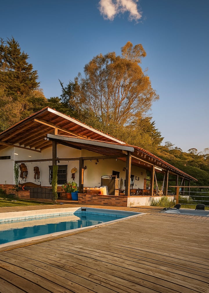 Casa Campestre Con Vista Amedellín/piscina/jacuzzi - Copacabana