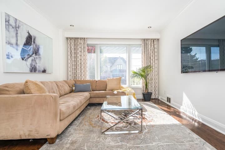 Central Toronto -Self Check-in, Hi-spd Wifi - Toronto