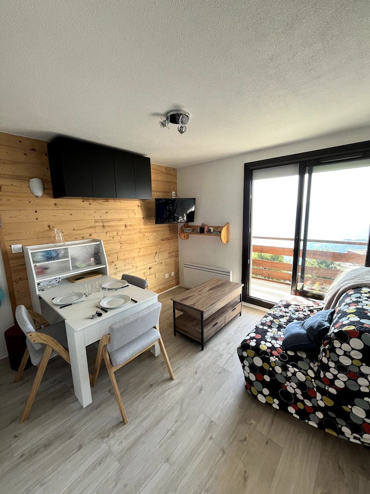 T2 Au Pied Des Pistes, Vue Chartreuse, Les 7 Laux - Prapoutel