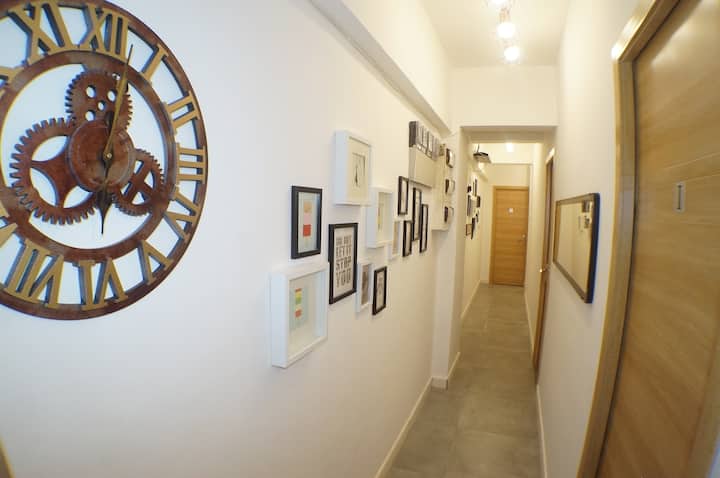 Big Group 4 Bedrooms 5 Bathrooms 2min To Mtr - 香港