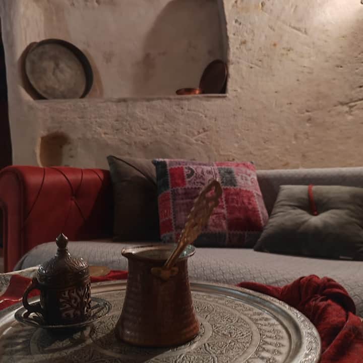 Capadocia Bajo Los Globos - Çavuşin