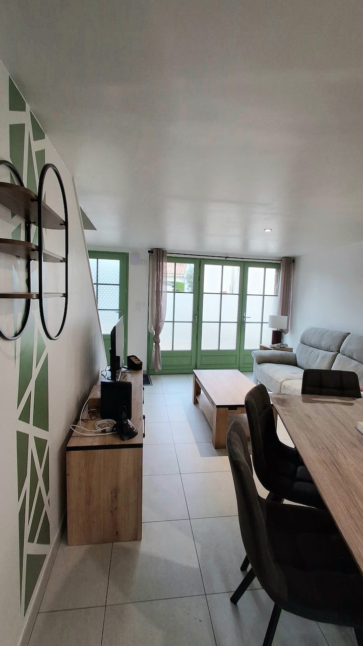 "Ô Volets Verts", Maison 70m 2, 6 Couchages. - Pouzauges