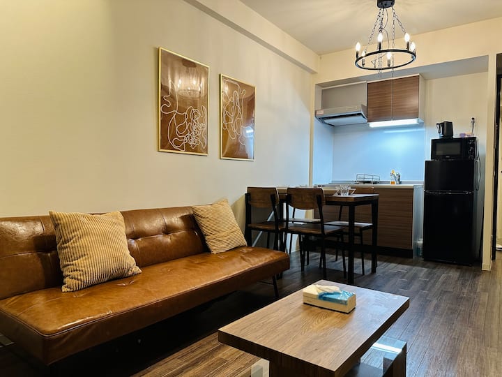 日本橋民泊3b：2室1厅2洗漱1卫1浴/步行可达黑门市场/动漫街/通天阁/靠近日本桥站/关西机场直达 - Osaka