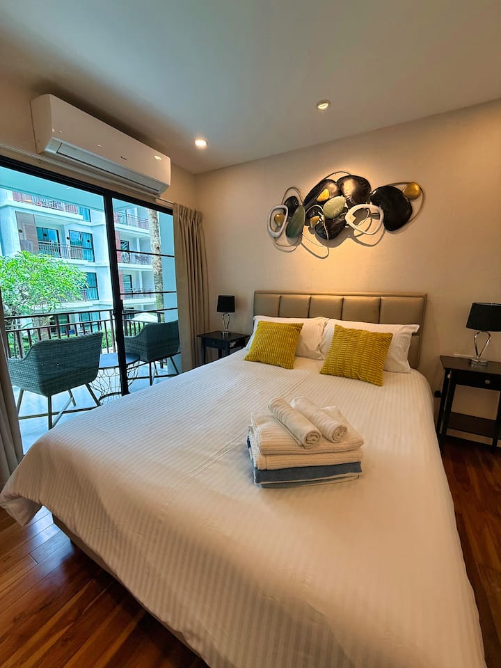 Modern Hideaway With Pool View | Wifi 400mbs - Kata Beach