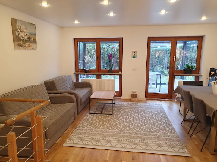 80m2 Ruhige Garten-duplexwohnung - Ottobrunn