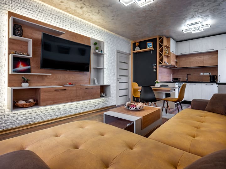 The Brick Apartment - Veliko Tarnovo