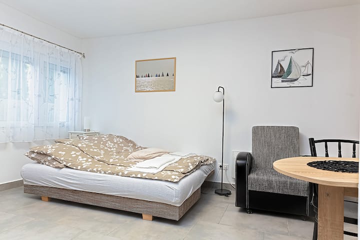 Zephyr-dhingi 
Földszinti / 2 Fős /Studio-apartman - Balatonfüred