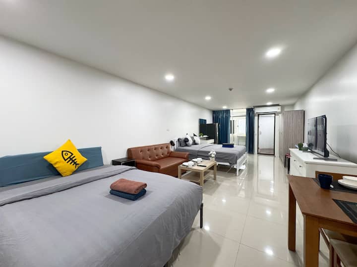 City View | 4 Guests | Great Value Near Bts & Bars - Bangkok