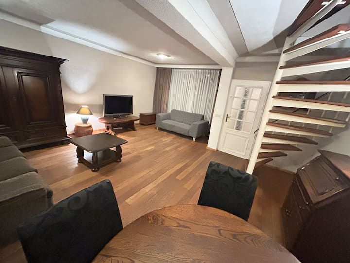 House, Free Parking - Oirschot