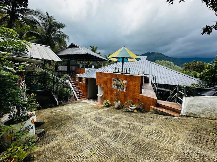 Deep Rich Farm Villa - Munnar