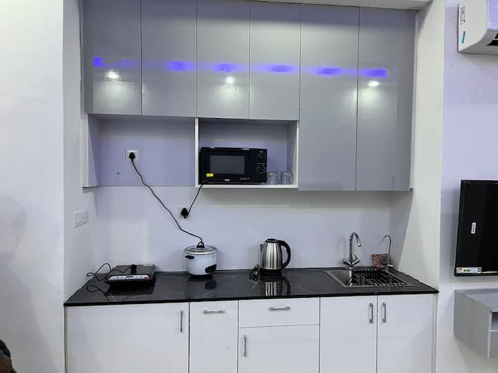 Royal Orbit Studio - Noida