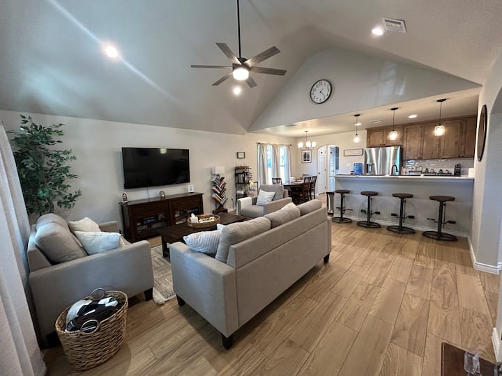 Mi’casita @ Canyon Lake - Canyon Lake, TX