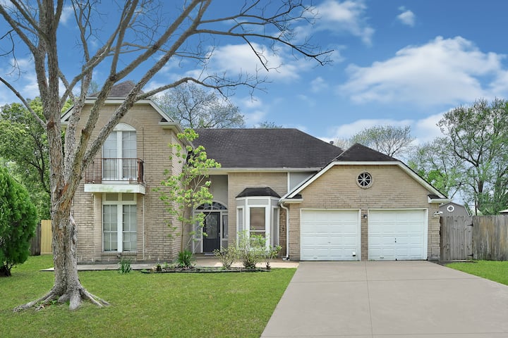 4br Getaway W/ King, Bbq, Patio - Seabrook, TX