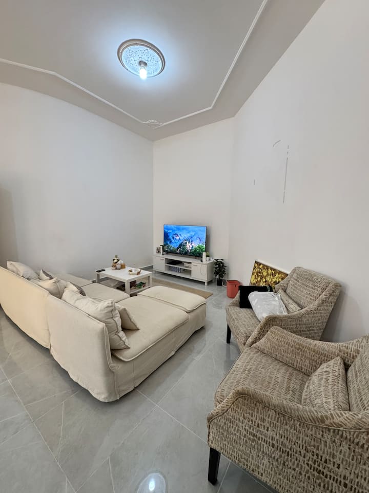 Lovely Studio Inside Abu Dhabi - Abu Dhabi