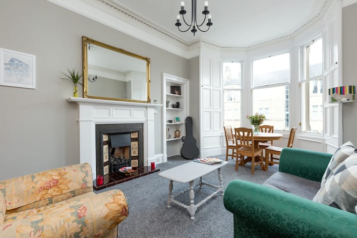 Peaceful, Spacious, Neighbourhood Apartment - Edinburgh