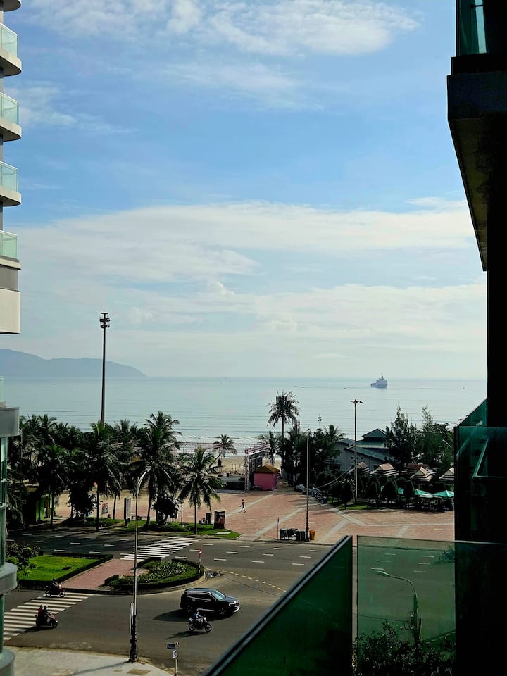 Alacarte Da Nang 2-br Sea View Apartment - Đà Nẵng