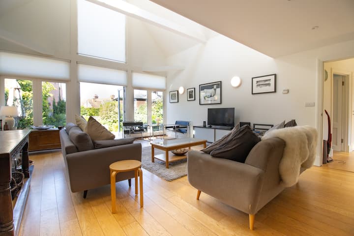 Designer Central Rye Home With Two Gardens - Winchelsea