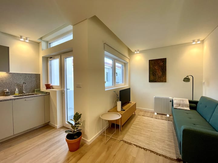 Studio W/ Balcony – Beira-mar, Historic Center - Aveiro