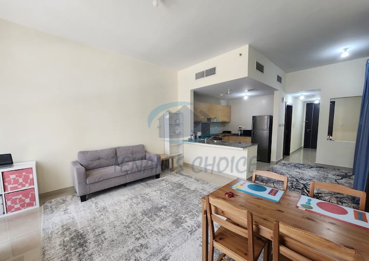 Chic| Prime Location| Facilities - Abu Dhabi